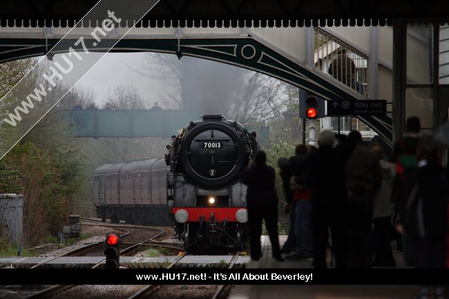70013 Oliver Cromwell Steams Through Beverley | HU17.net – It’s all about Beverley!