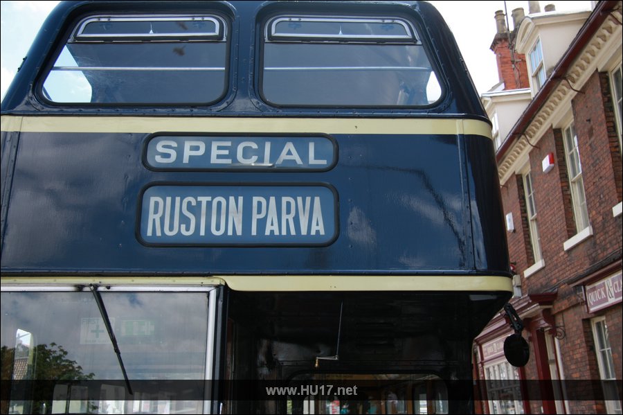 North Bar Bus & Art Show | HU17.net – It’s all about Beverley!