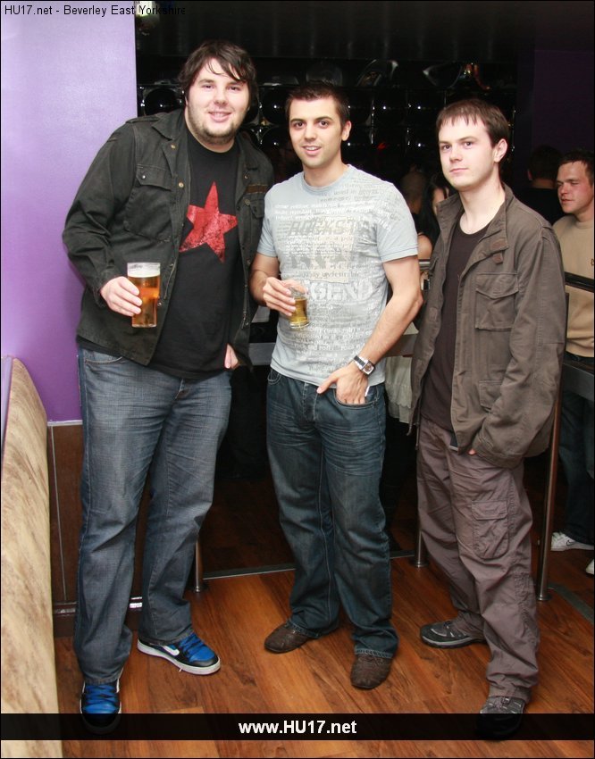 Cross Keys Friday Night Party | HU17.net – It’s all about Beverley!