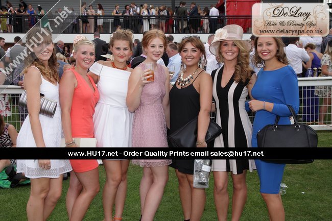 Over 10K People Attend Ladies Day @ Beverley Racecourse | HU17.net – It ...